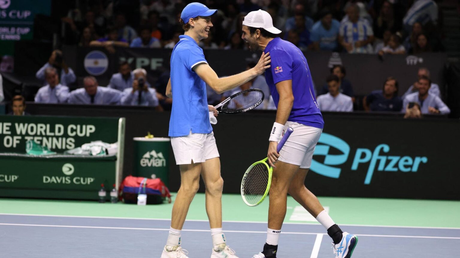 Jannik Sinner laisse Matteo Berrettini sans voix - Sportal.fr